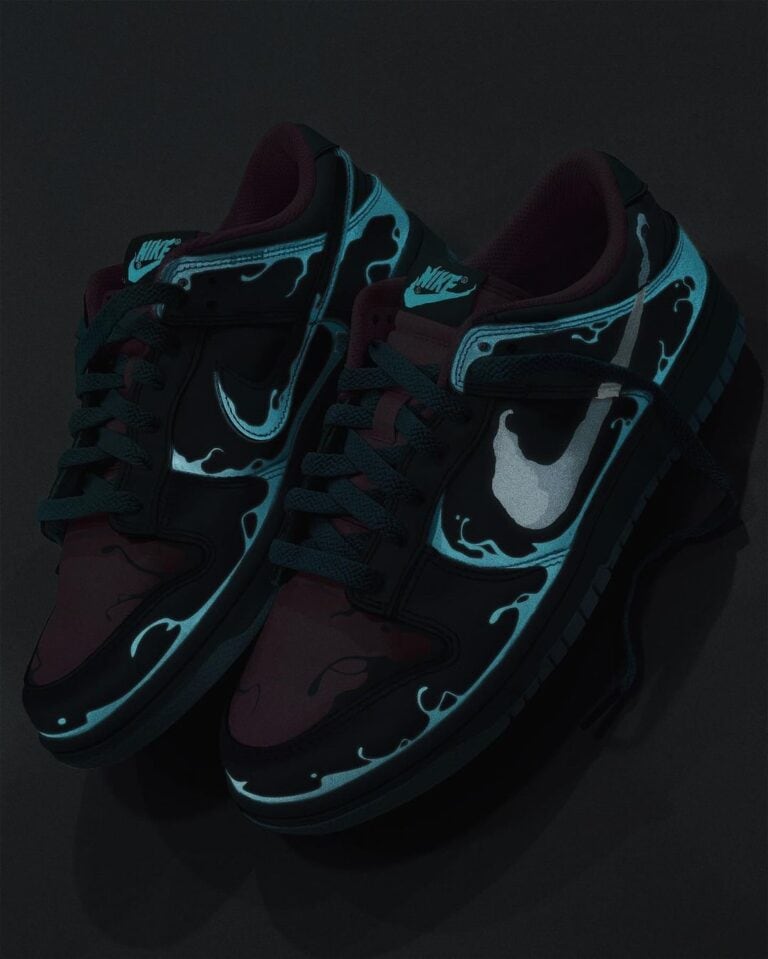 The Symbiote Takes Over Nike Venom Dunks