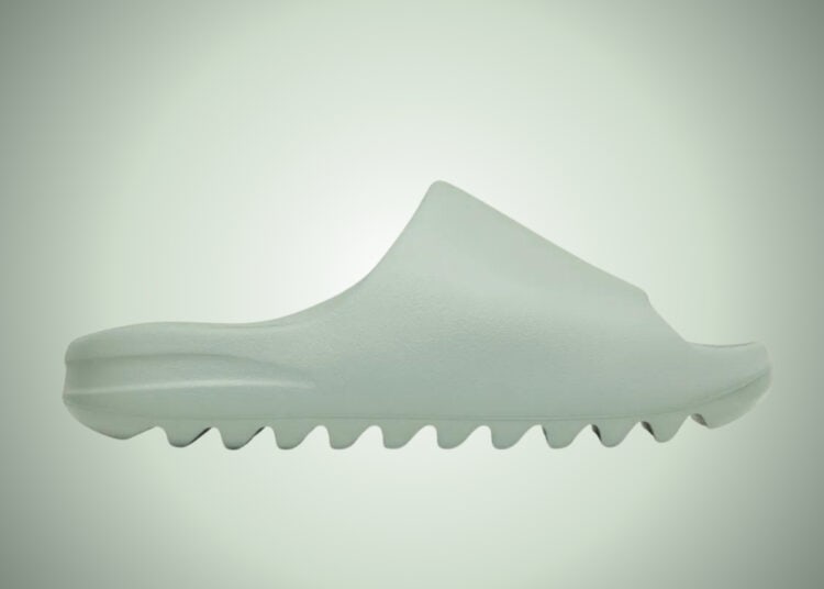 Kanye West's Yeezy Pods: Are They Even Worth $20?
