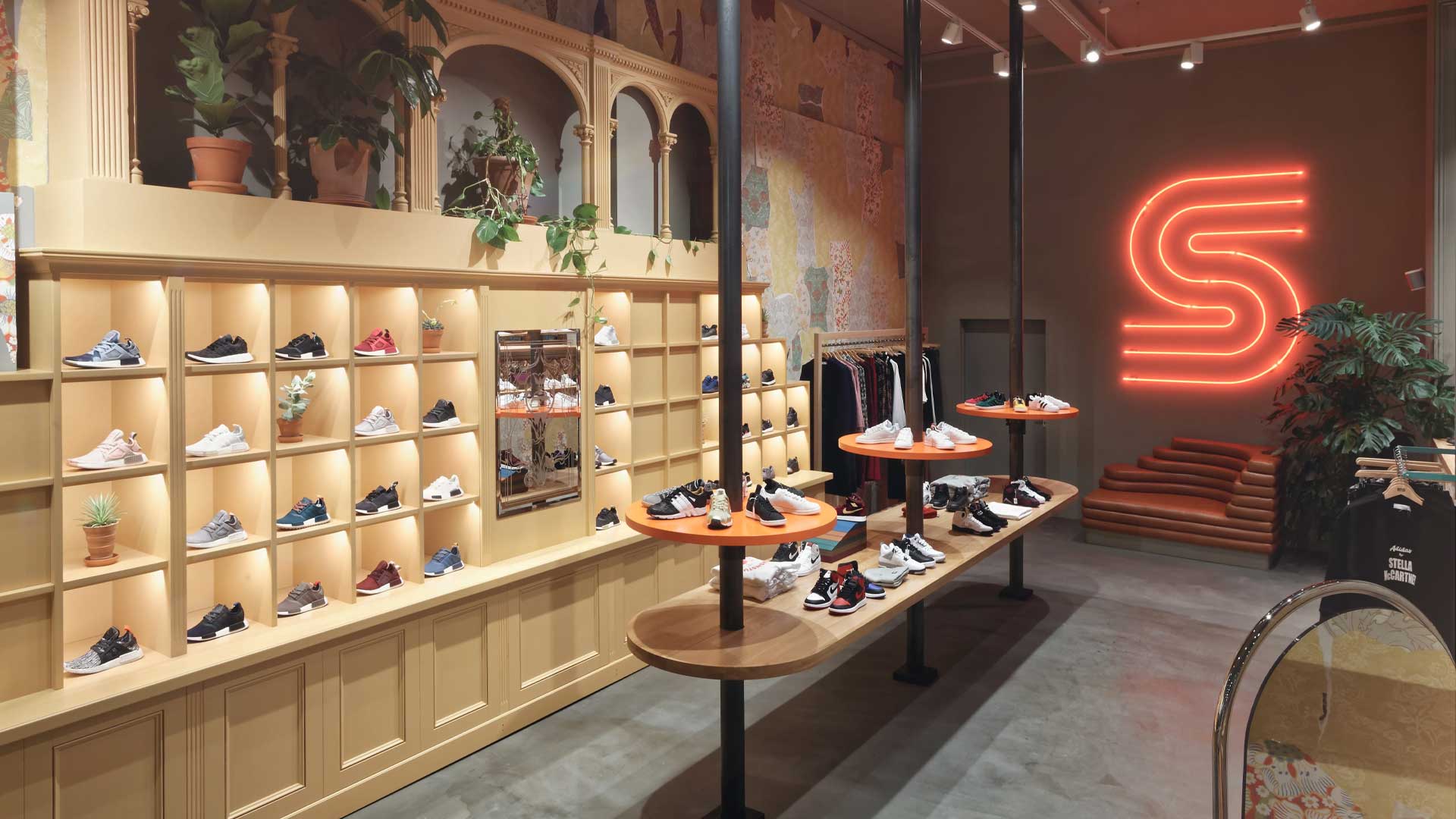 10 Legendary Sneaker Stores Around the World That Every Collector ...