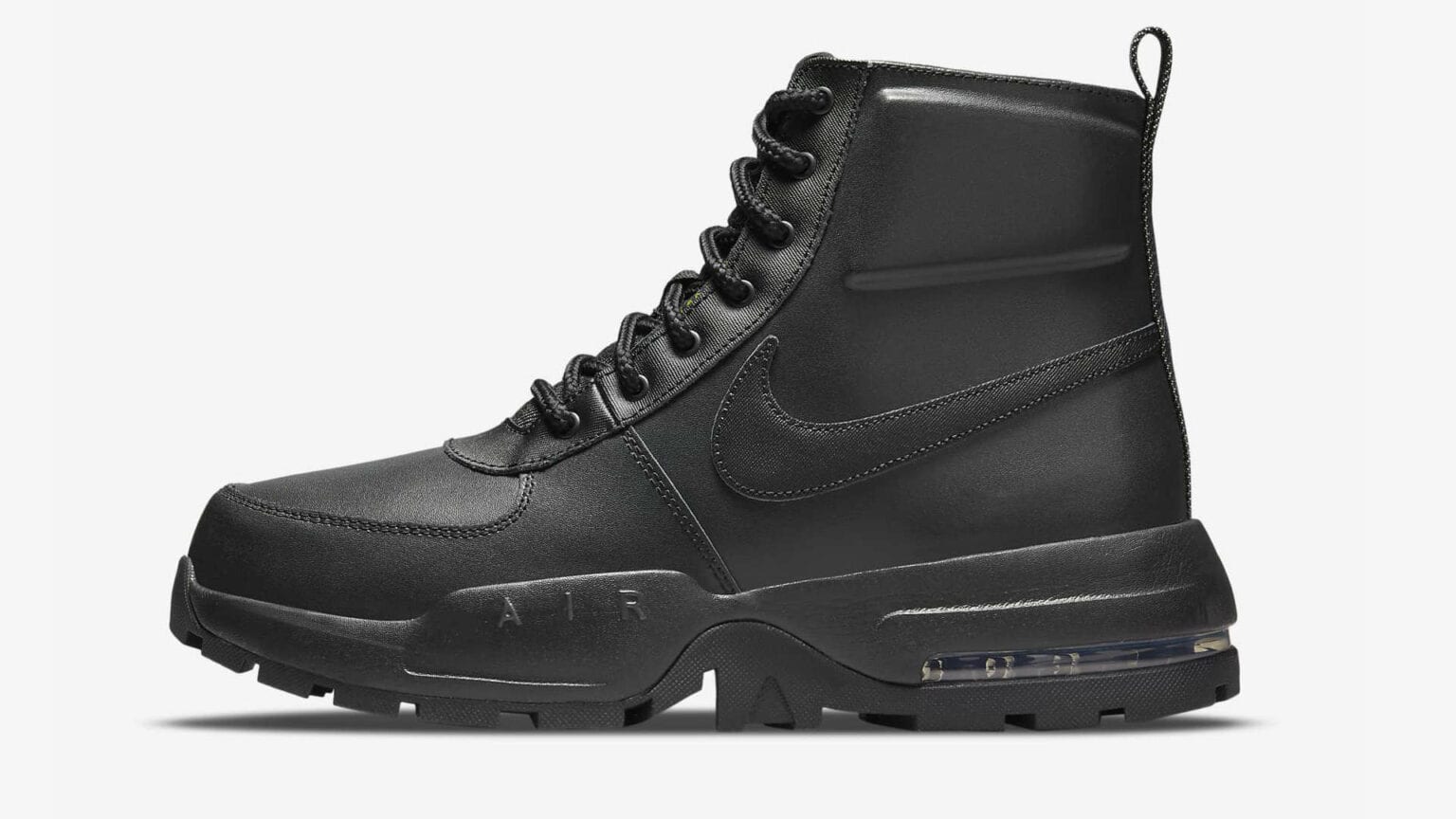 Nike Winter Boots Perfect For Cold Weather