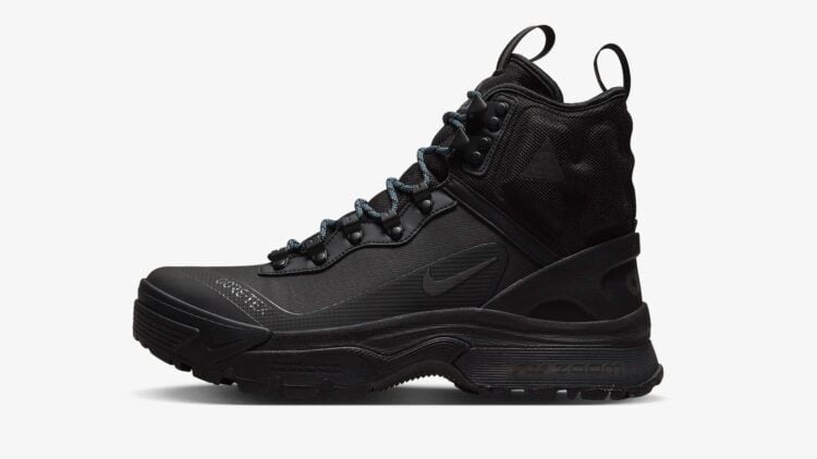 Nike Winter Boots Perfect For Cold Weather