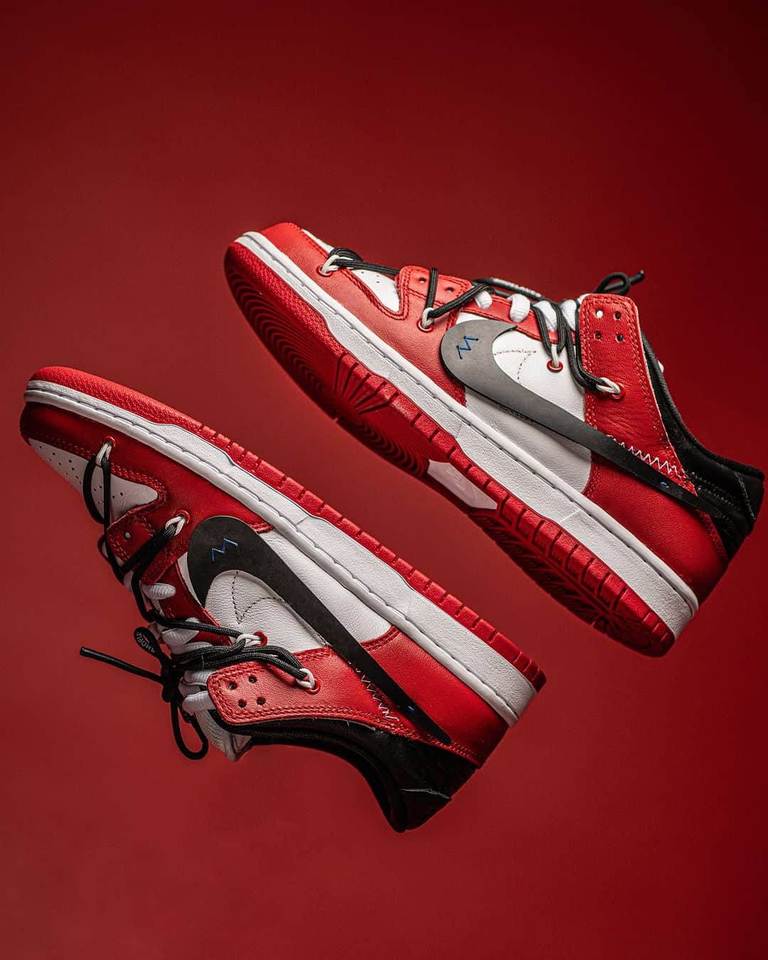 This Off-White x Nike SB Dunk Low "Chicago" Costs $400