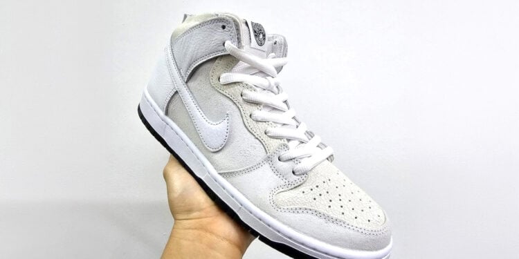 7 Jaw-Dropping Custom Nike Dunks That Every Sneakerhead Needs to See