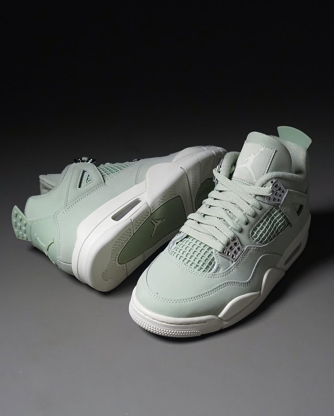 The Air Jordan 4 WMNS ‘Seafoam’ Brings Clean, Fresh Vibes to the ...