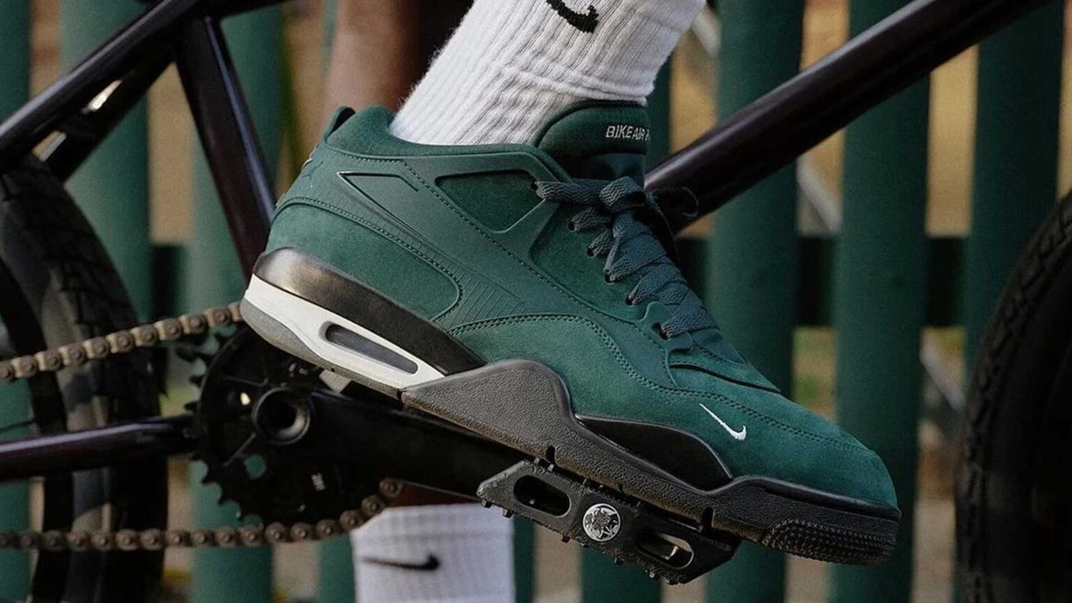 15 Green Jordans That Prove Money Really Does Talk
