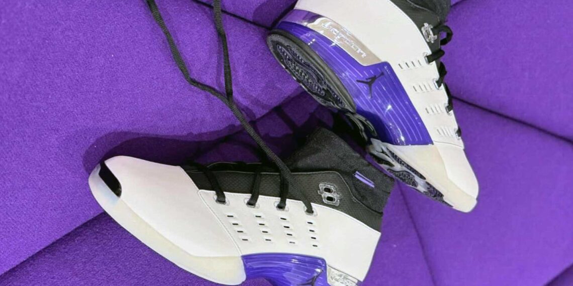 Air Jordan 3 “Doernbecher” Sneakers Oozes Green Slime